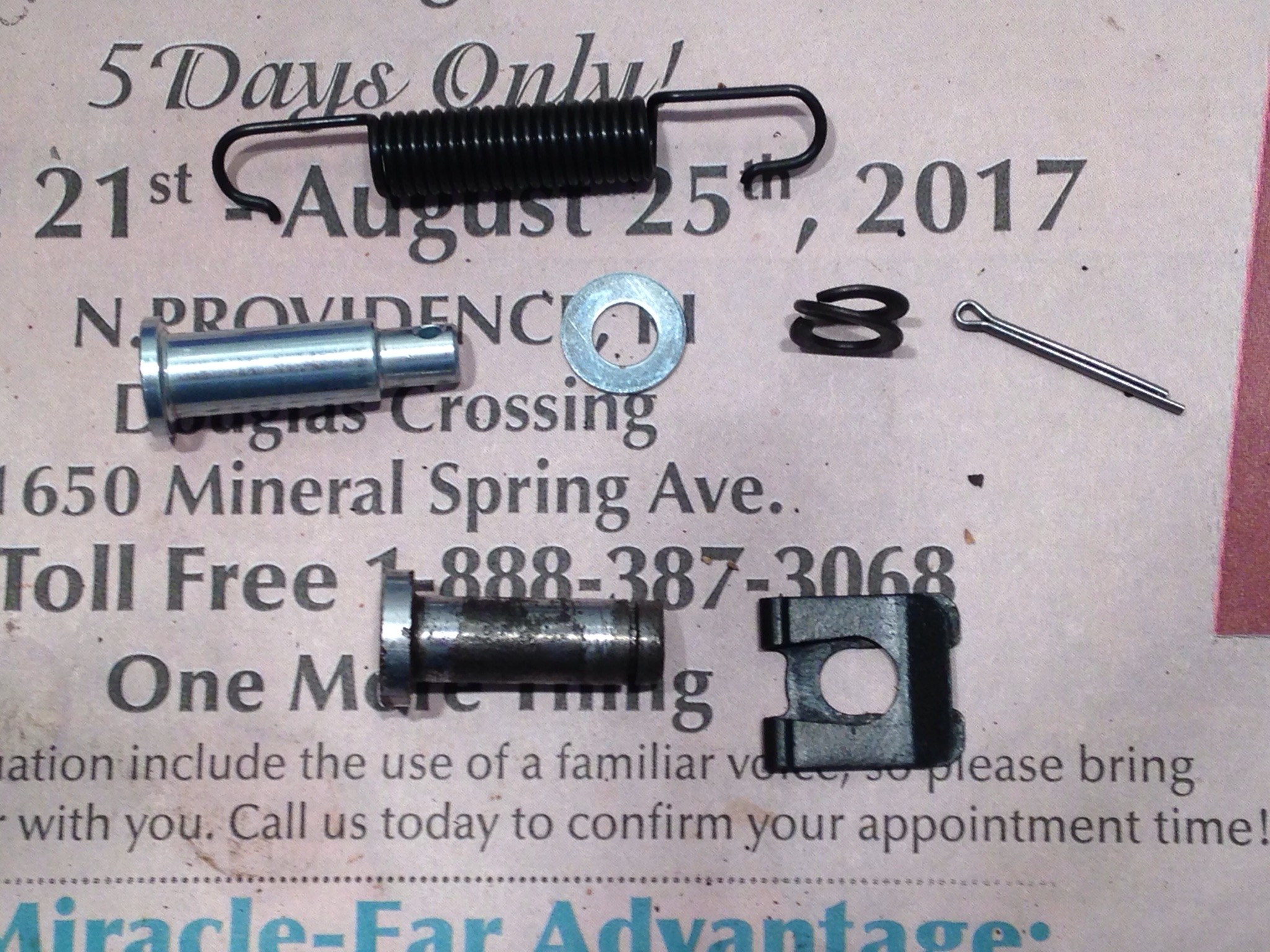 Is the clutch fork spring missing? - E-Type - Jag-lovers Forums