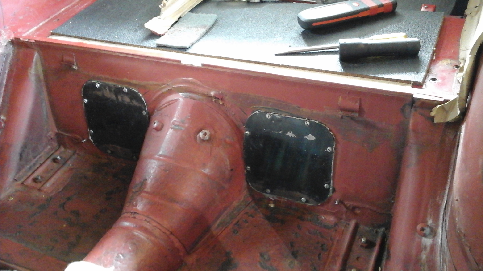 Upper rear seat removal - E-Type - Jag-lovers Forums