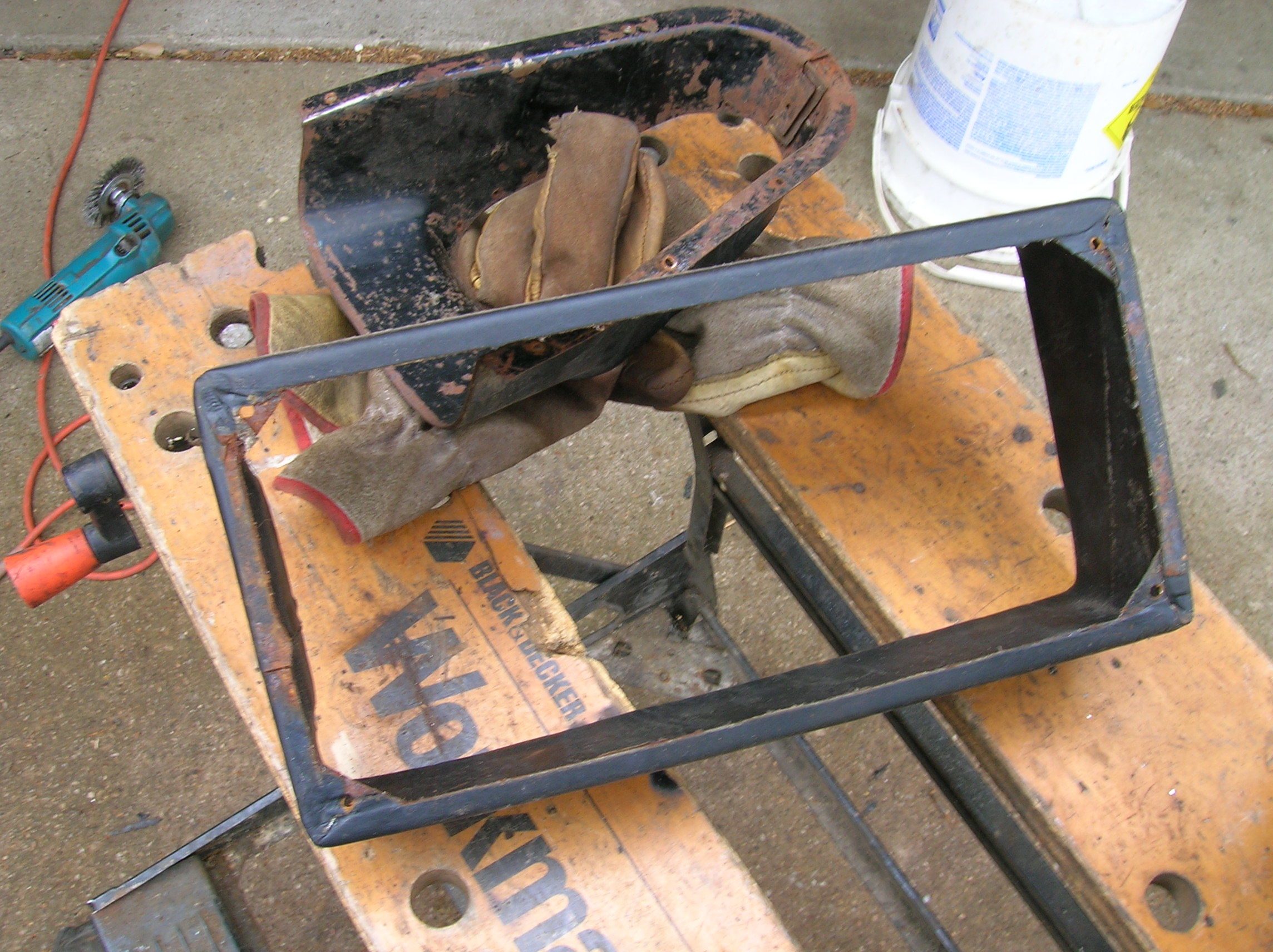 3.8 console cubby box construction - E-Type - Jag-lovers Forums