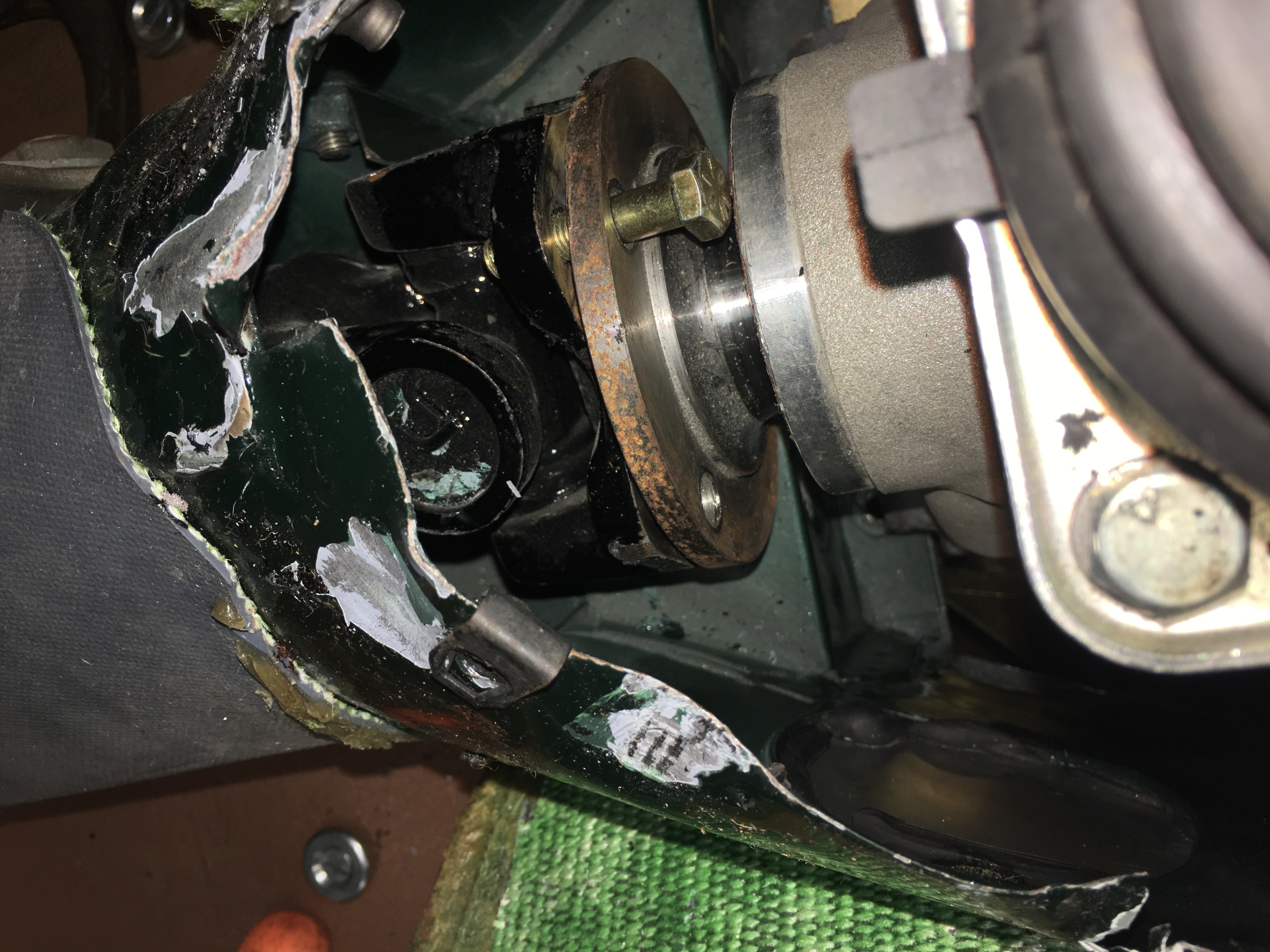 '67 SI OTS universal flange coupling at the transmission end - E-Type ...