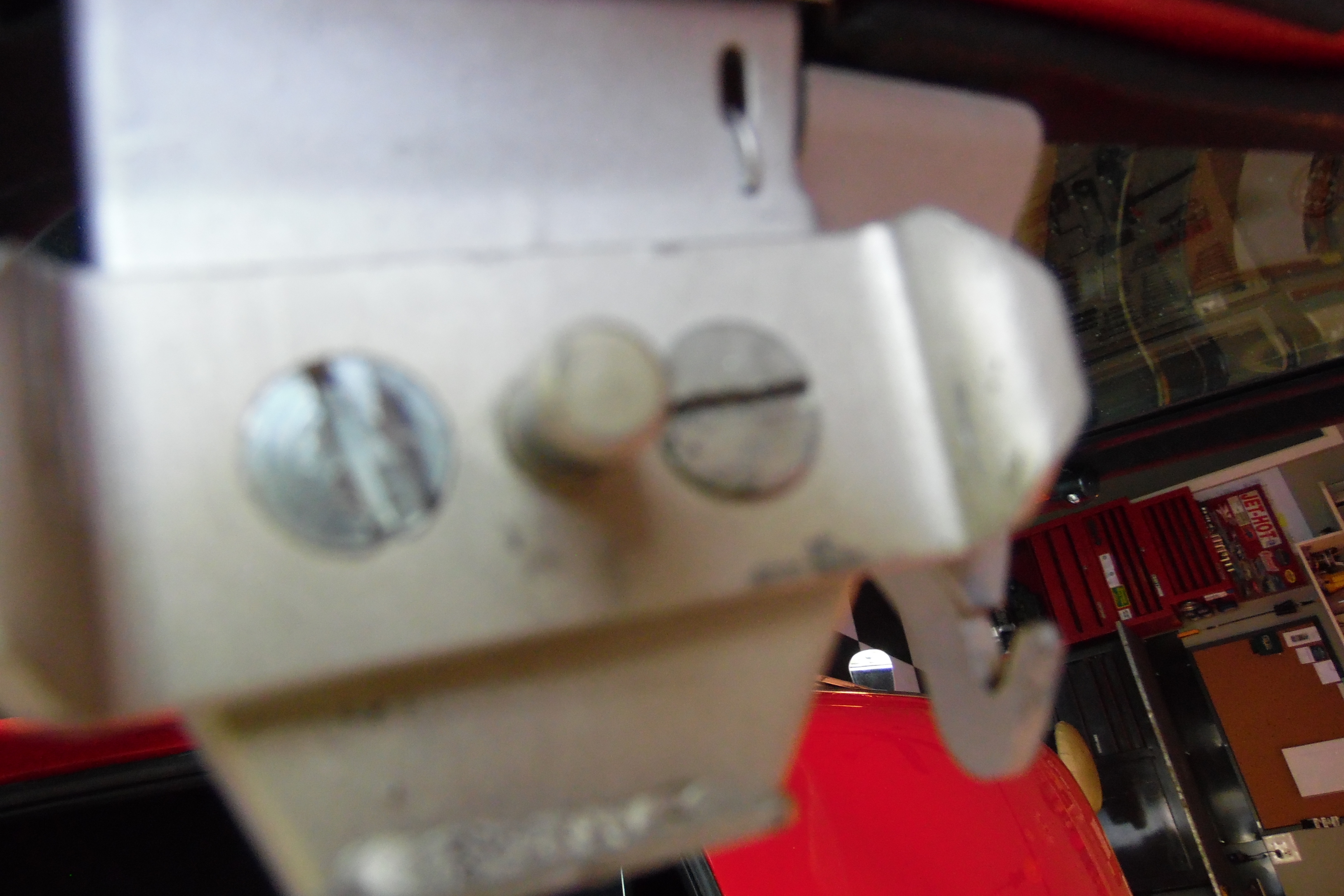 S1 FHC e-type boot lock catch spring - E-Type - Jag-lovers Forums