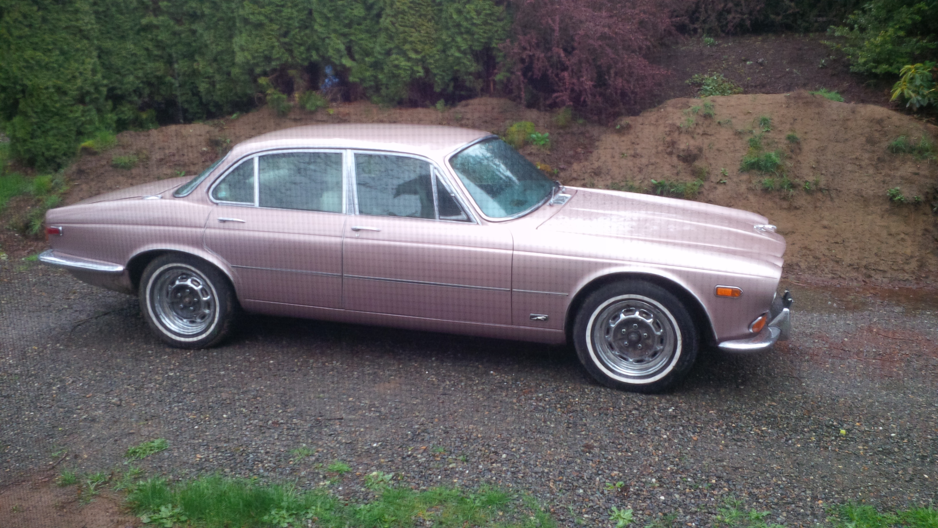 Pretty in Pink (My newest XJ) like I needed another one - XJ - Jag ...