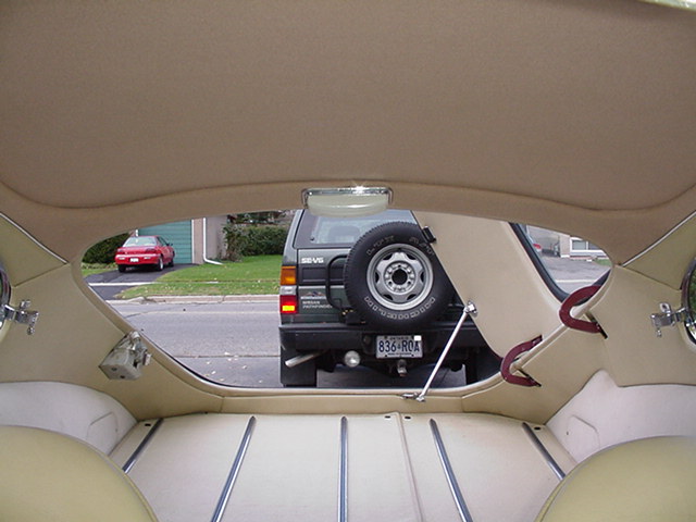 Rear hatch vinyl trip - corners, how to bend back? - E-Type - Jag ...