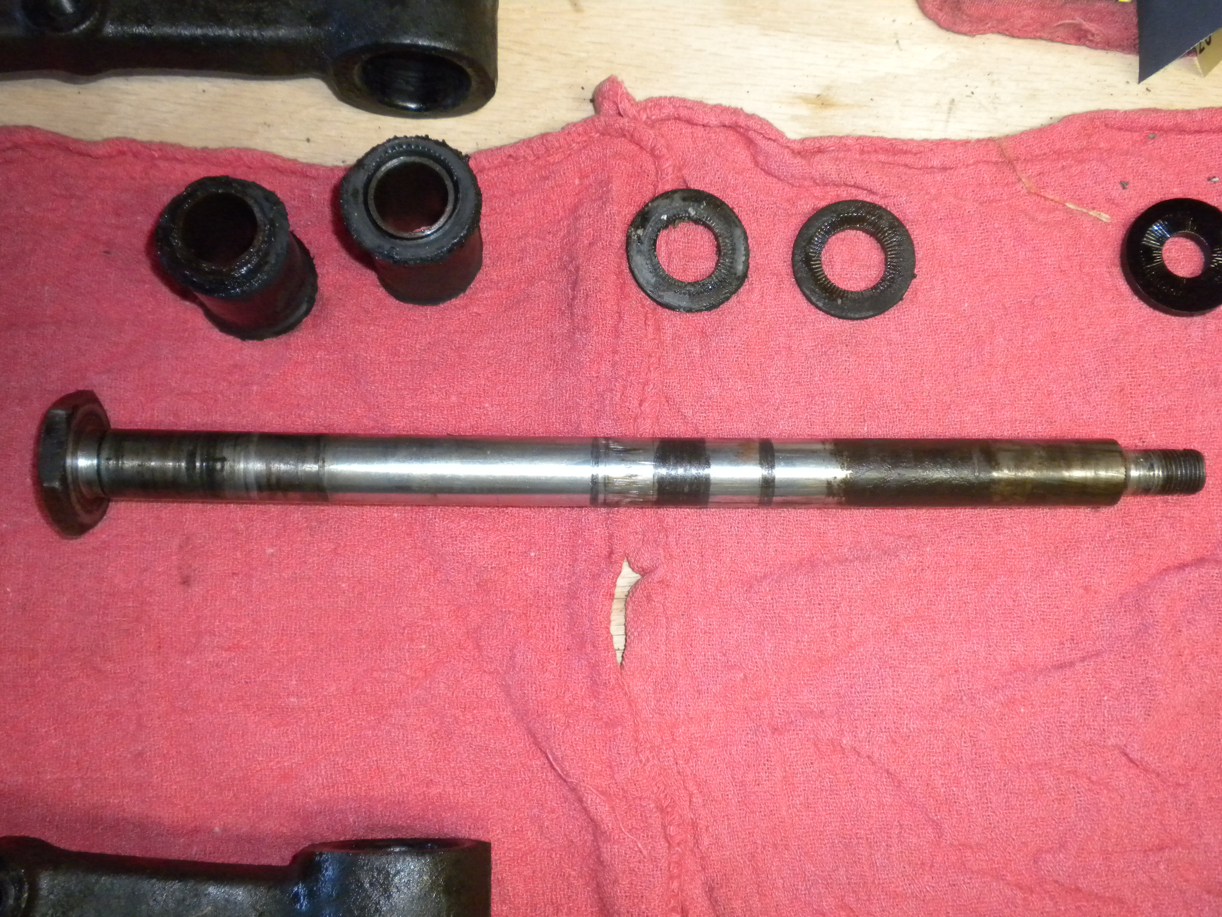 Xj6 Series 1, lower A-Arm bolt advice - XJ - Jag-lovers Forums
